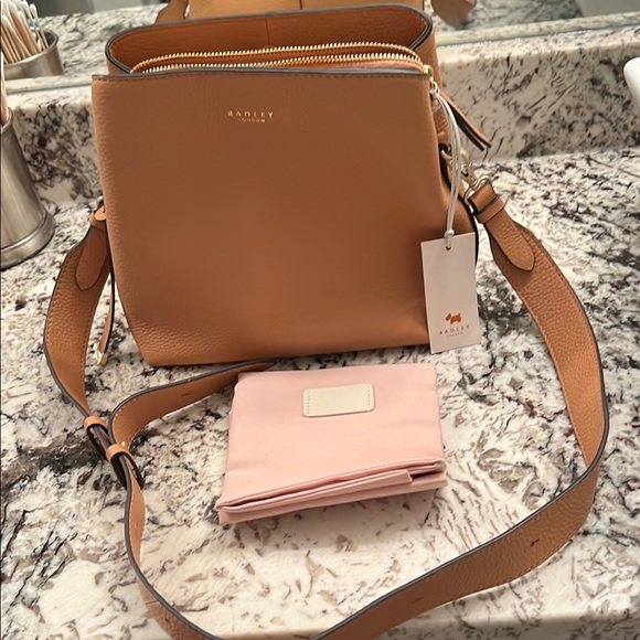 RADLEY LONDON | Bags | Tan Crossbody Bag Radley Of London Leather ...